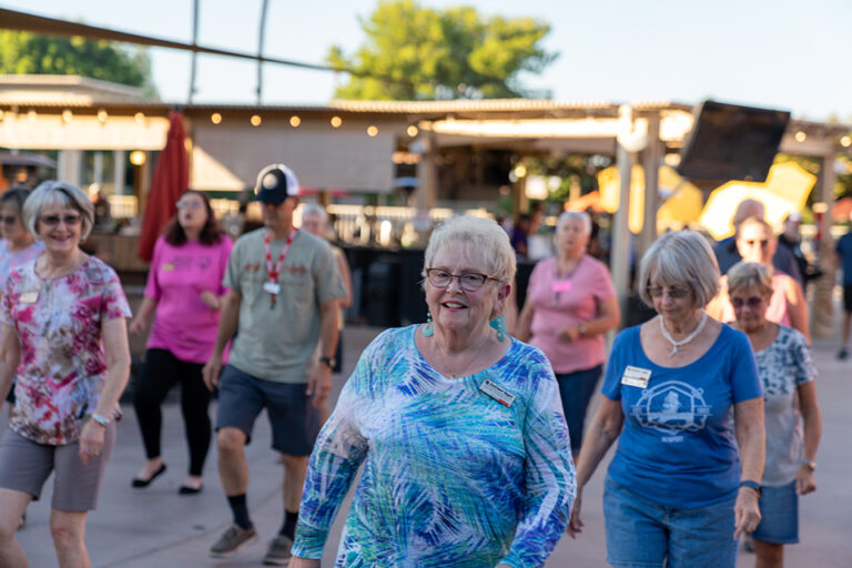 Surprise Arizona - RV Park & Resort for active seniors | Sunflower