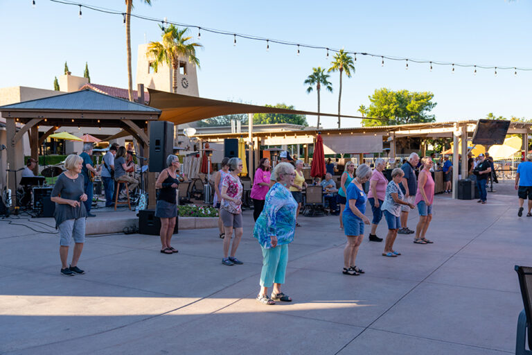 Surprise Arizona - RV Park & Resort for active seniors | Sunflower