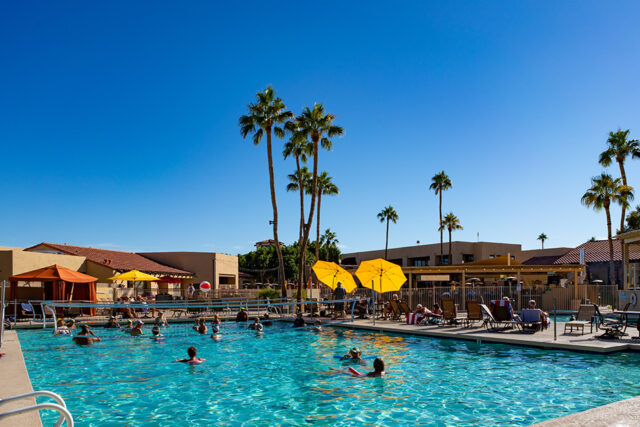 Surprise Arizona - RV Park & Resort for active seniors | Sunflower