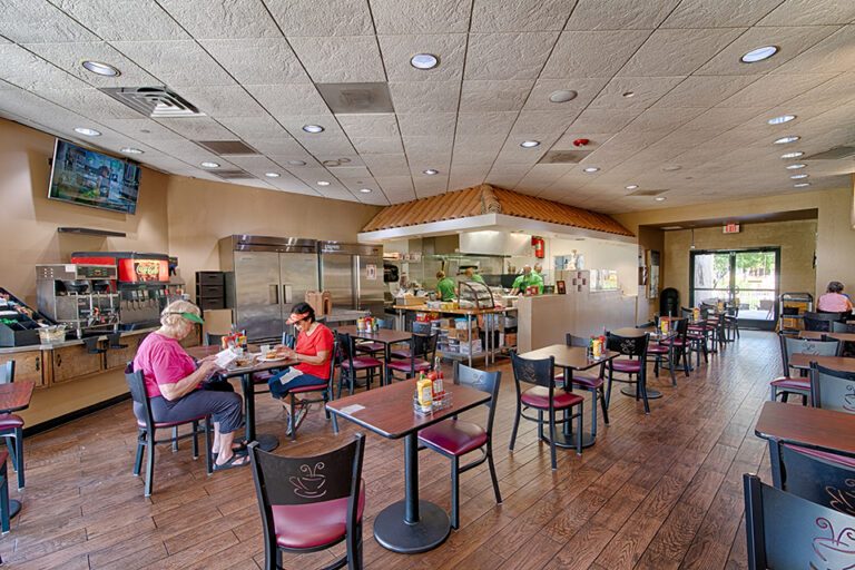 Surprise Arizona - RV Park & Resort for active seniors | Sunflower